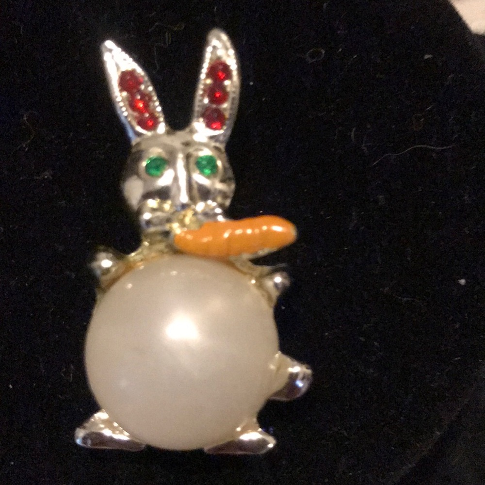 Vintage Fat Belly Bunny Rabbit - Gem